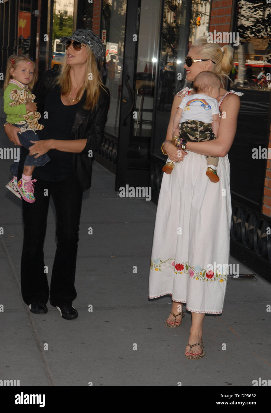 Heidi klum daughter leni son hi-res stock photography and images - Alamy