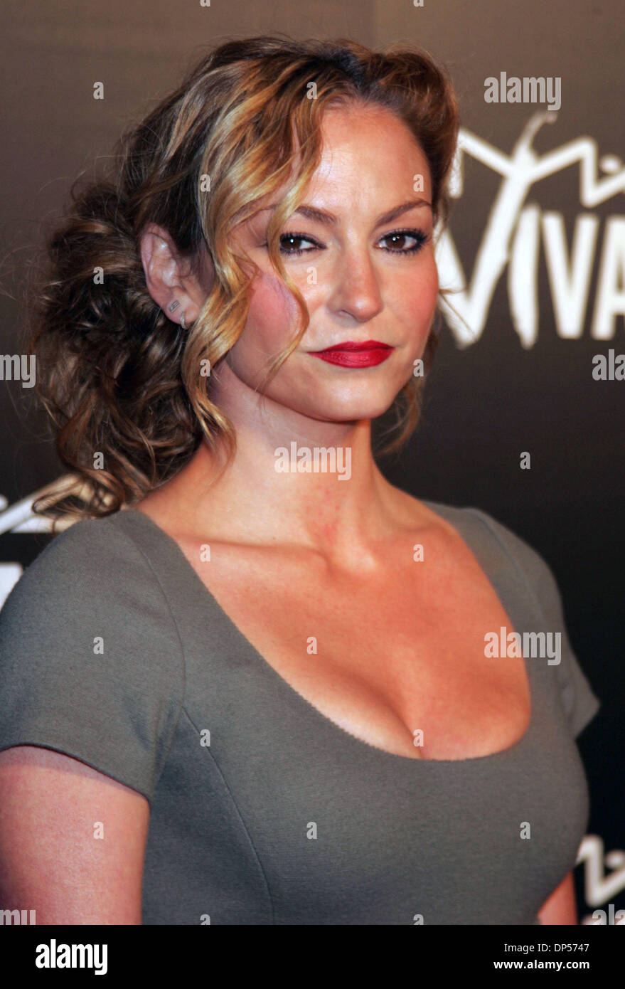 Sep 06, 2006; New York, NY, USA; Actress DREA DE MATTEO at the arrivals ...