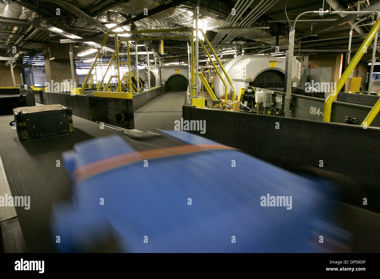 Lindbergh field san diego ca hi-res stock photography and images - Alamy