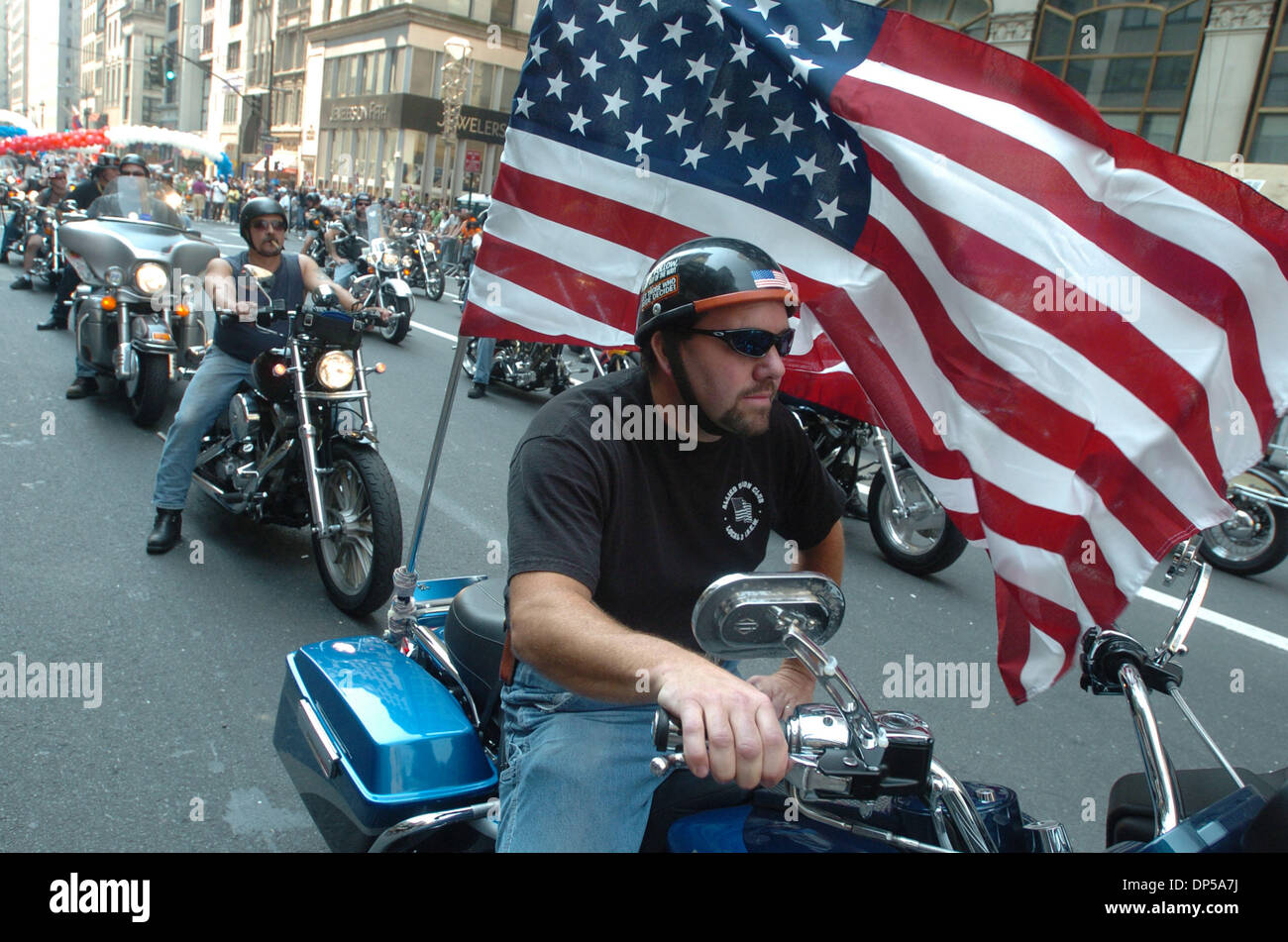 Sep 09, 2006; Manhattan, NY, USA; Harry Dann, a member of the IBEW ...