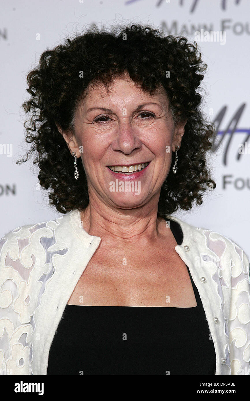 Sep 09, 2006; Beverly Hills, CA, USA; Actress RHEA PERLMAN during ...
