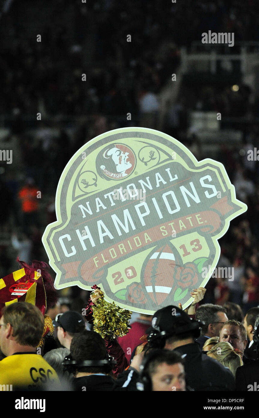 Champions sign hi-res stock photography and images - Alamy