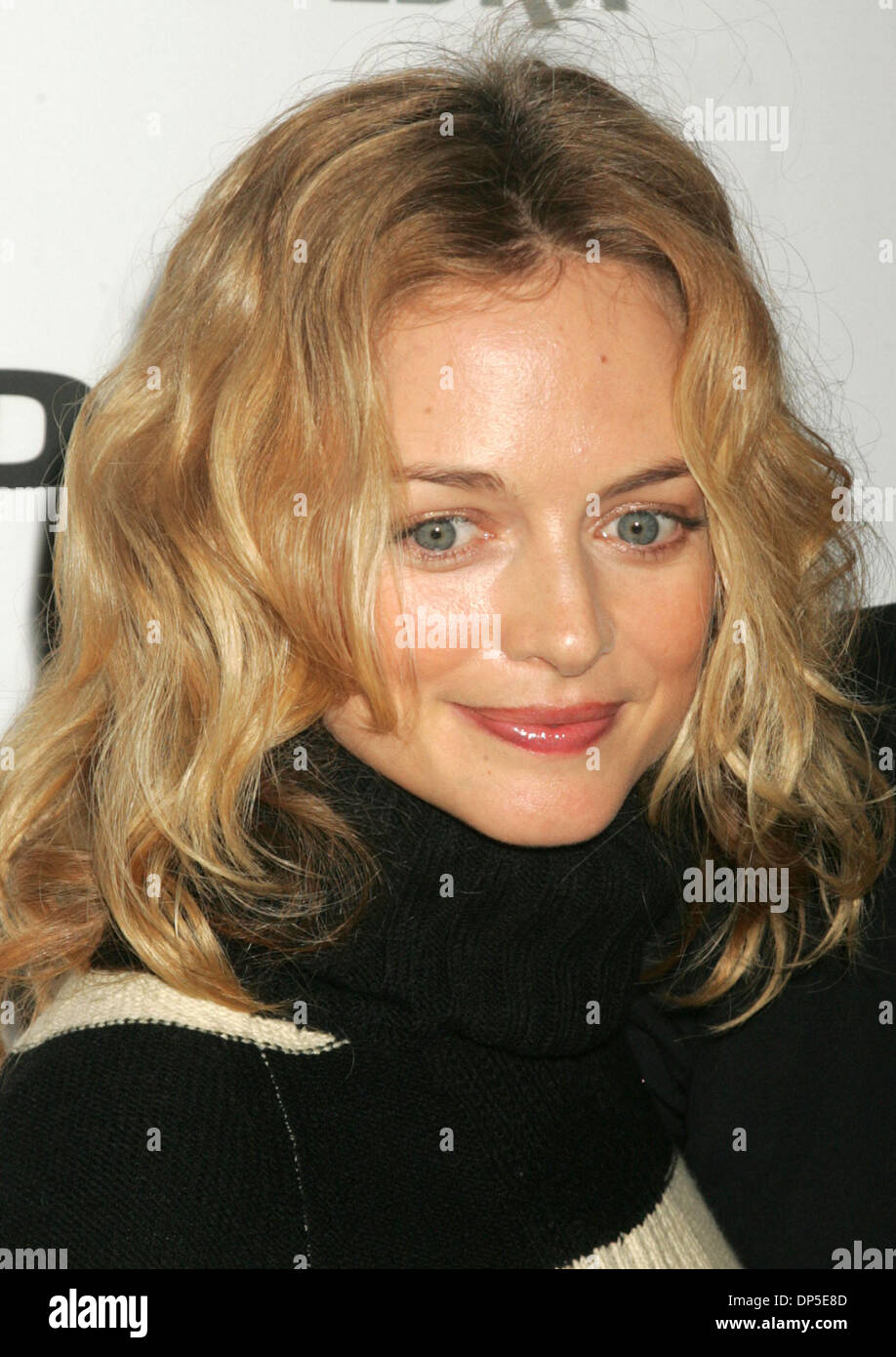 Sep 13, 2006; New York, NY, USA; Actress HEATHER GRAHAM at the arrivals ...