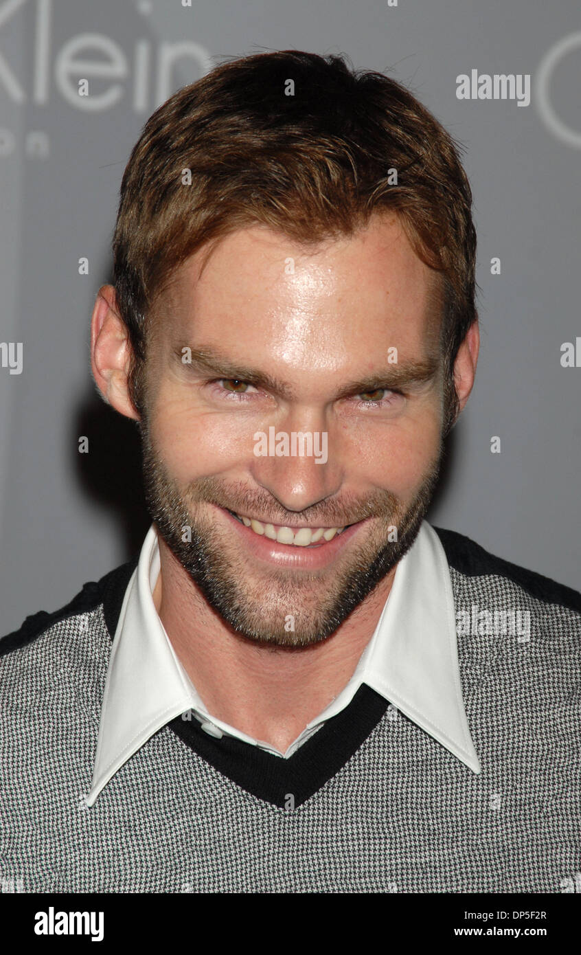 Scott calvin hi-res stock photography and images - Alamy