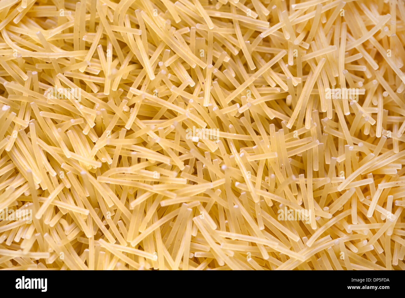 Fideos hi-res stock photography and images - Alamy