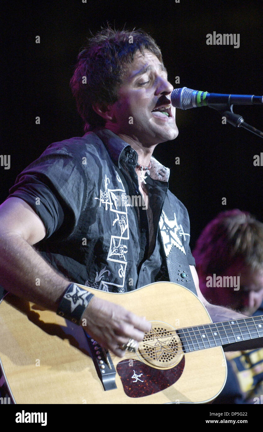 Sep 14, 2006; Fayetteville, NC, USA; Musician STEVE AZAR performs live ...