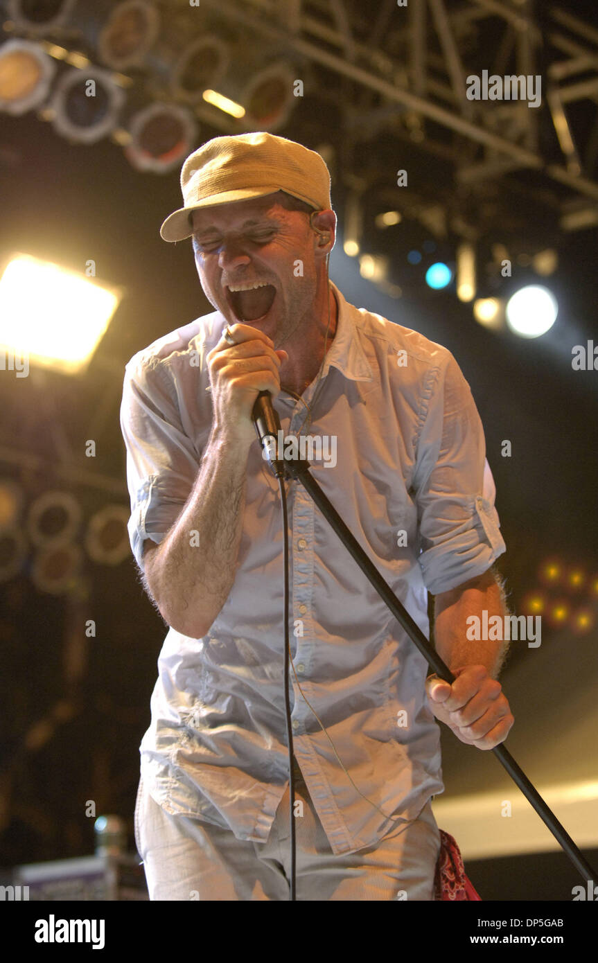 Sep 15, 2006; Austin, TX, USA; Canadian rockers The TRAGICALLY HIP live ...