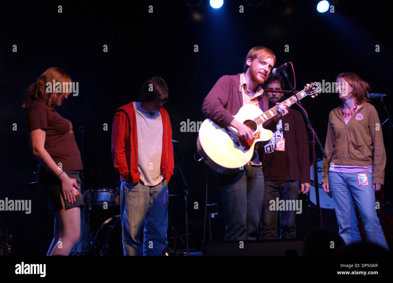 Sep 15, 2006; Raleigh, NC, USA; Musician KEVIN DEVINE performs live as ...