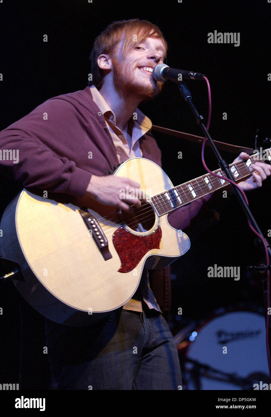 Sep 15, 2006; Raleigh, NC, USA; Musician KEVIN DEVINE performs live as ...