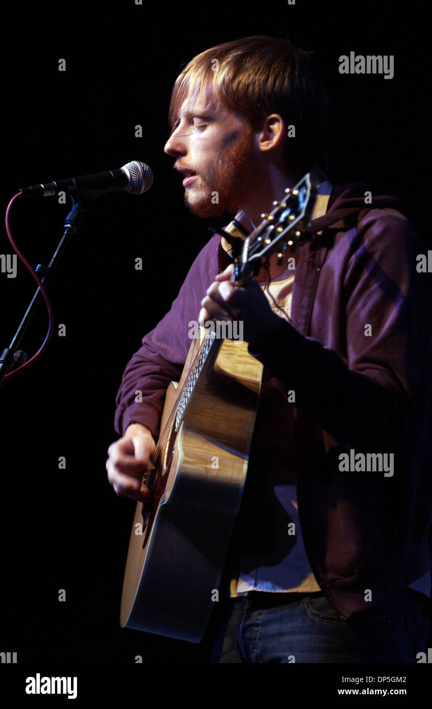 Kevin devine live photo hi-res stock photography and images - Alamy