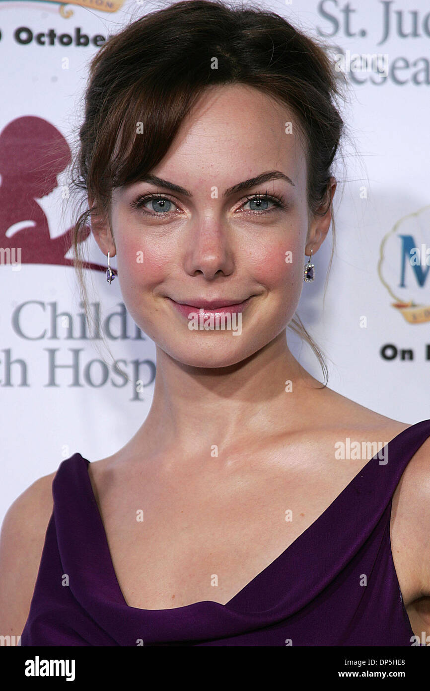Sep 15, 2006; Beverly Hills, CA, USA; Actress AMANDA WALSH during ...
