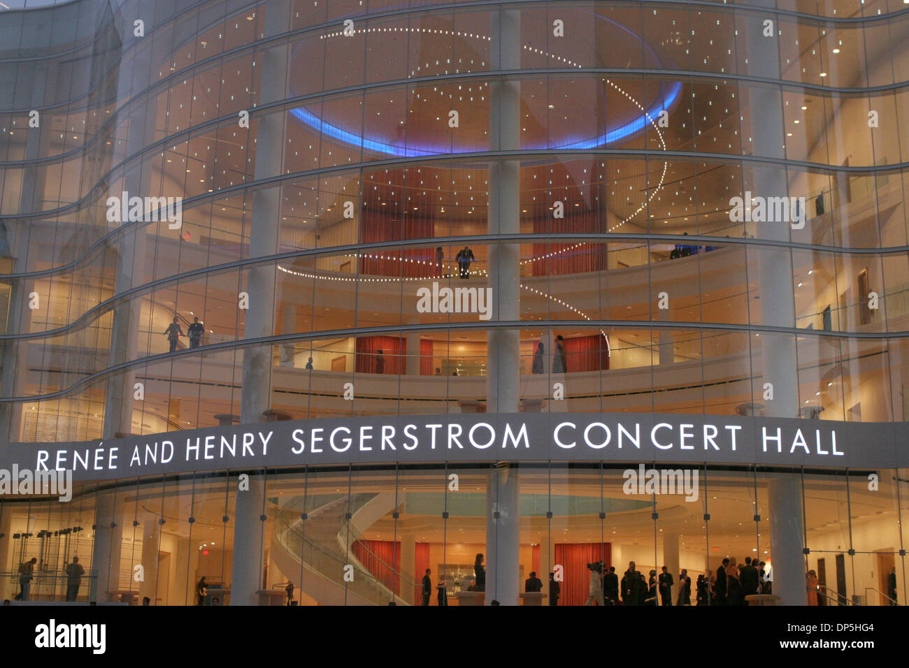 Segerstrom concert hall hi-res stock photography and images - Alamy