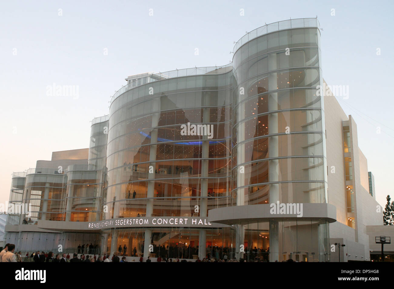 Renee and henry segerstrom concert hall hi-res stock photography and ...
