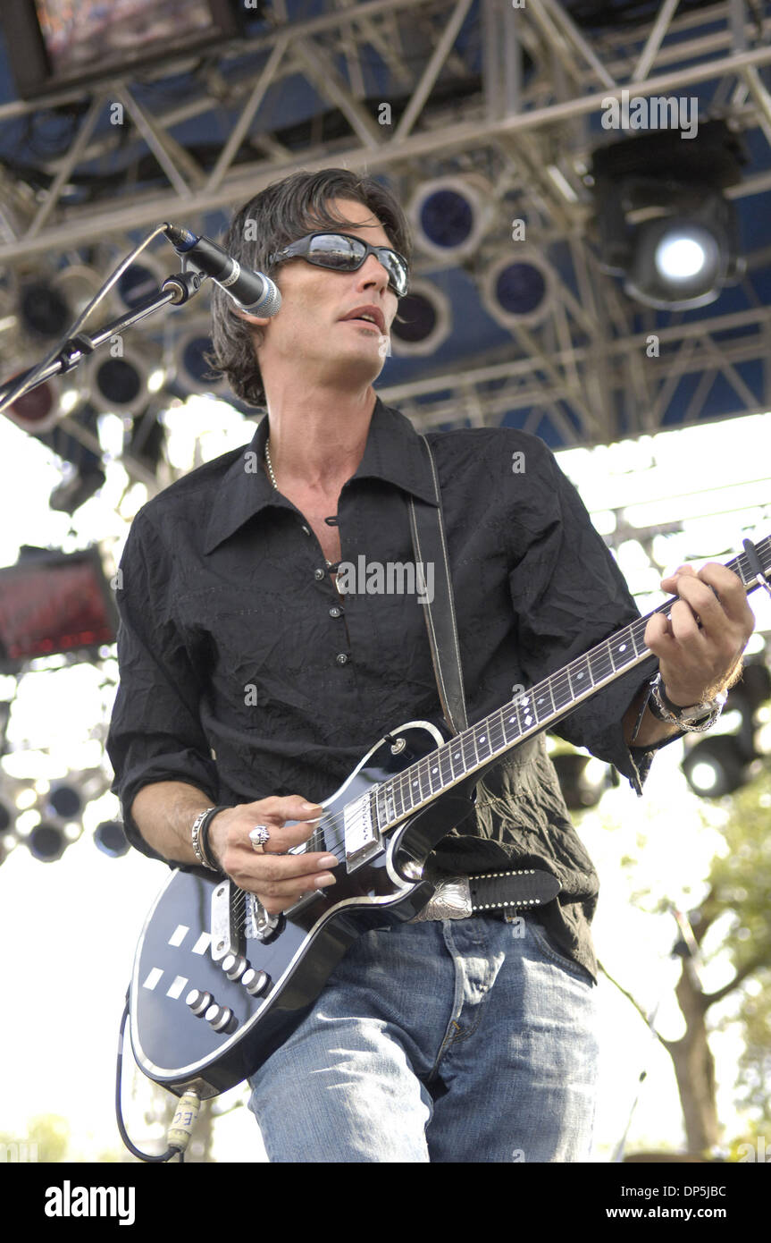 Charlie sexton hi-res stock photography and images - Alamy