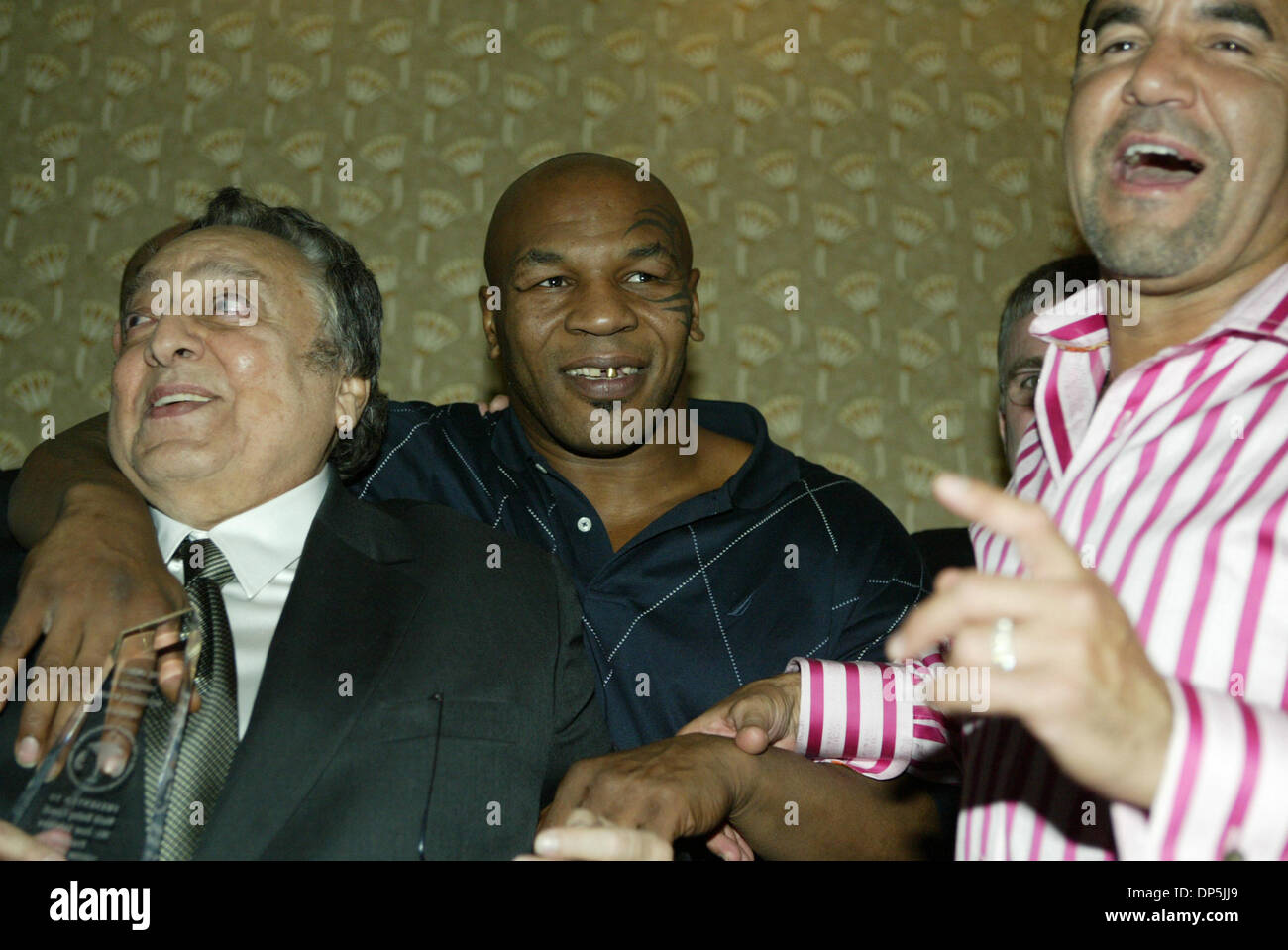 President world boxing council wbc hi-res stock photography and images ...