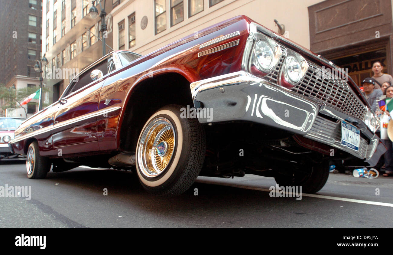 Low rider hydraulics hi-res stock photography and images - Alamy