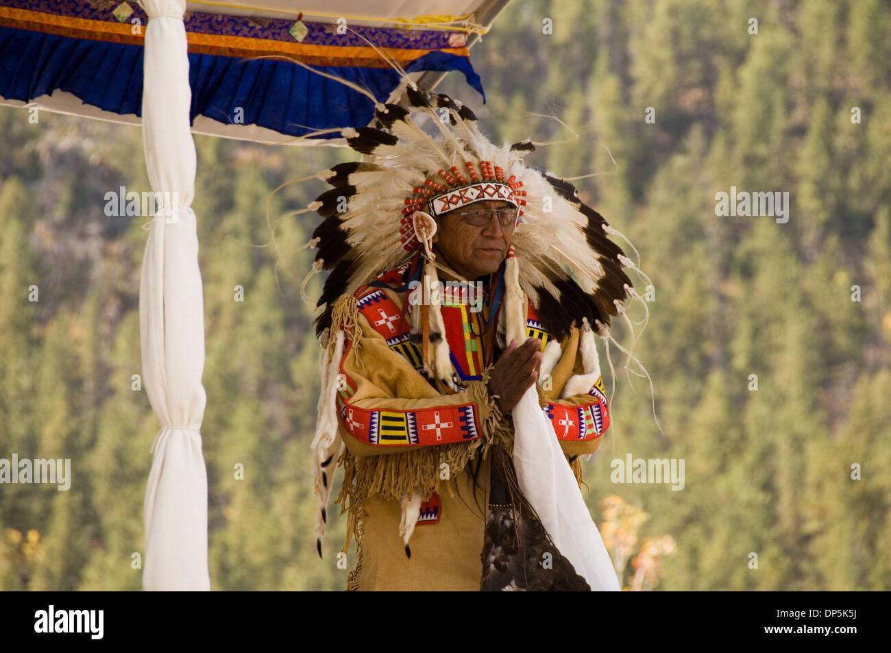 Lakota tribe hi-res stock photography and images - Alamy