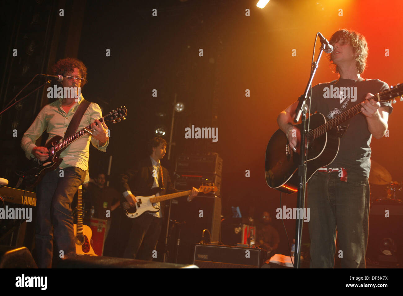 Sep 17, 2006; NY, NY, USA; 'Golden Smog' with Gary Louris left and ...