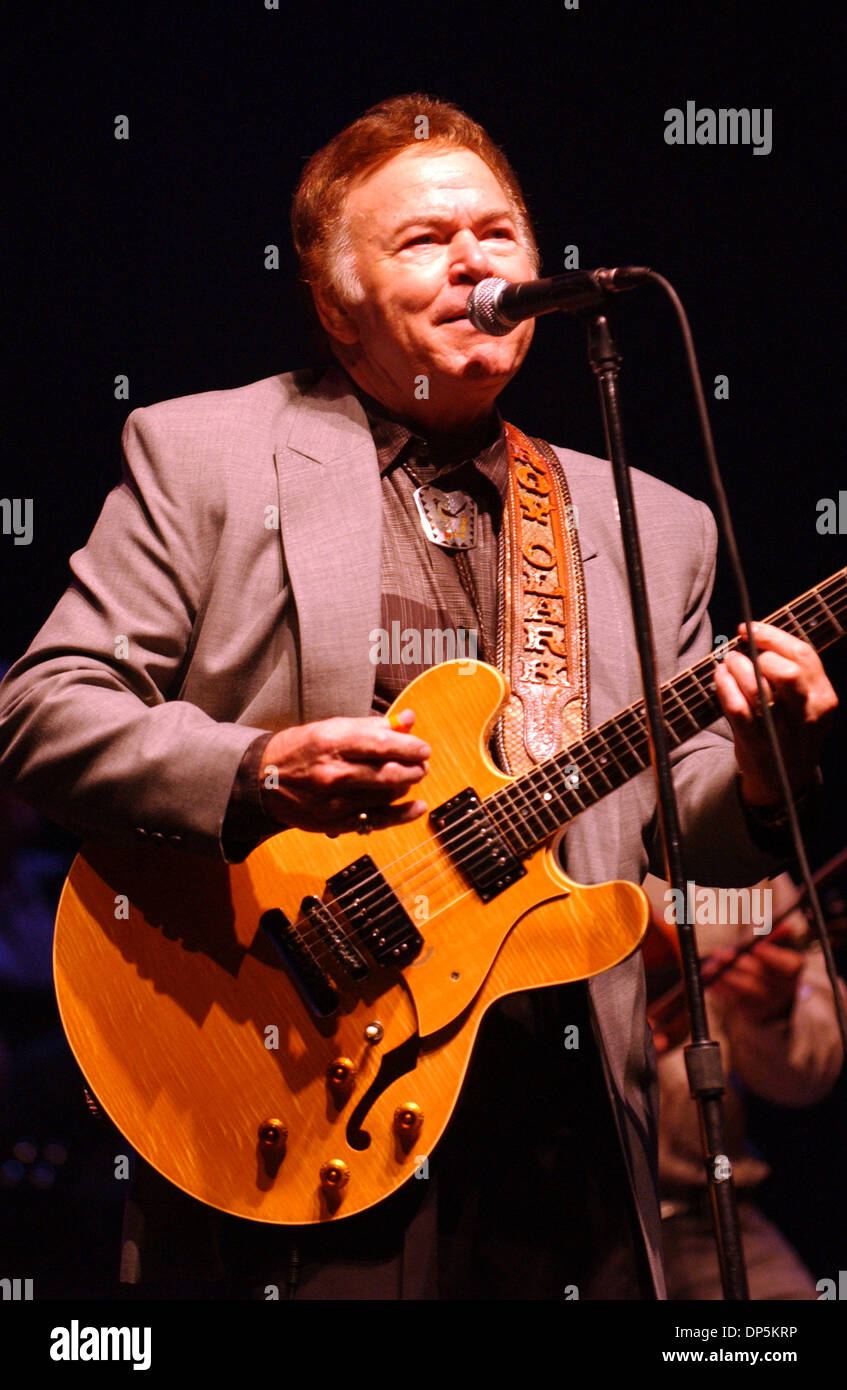 Roy clark hi-res stock photography and images - Alamy