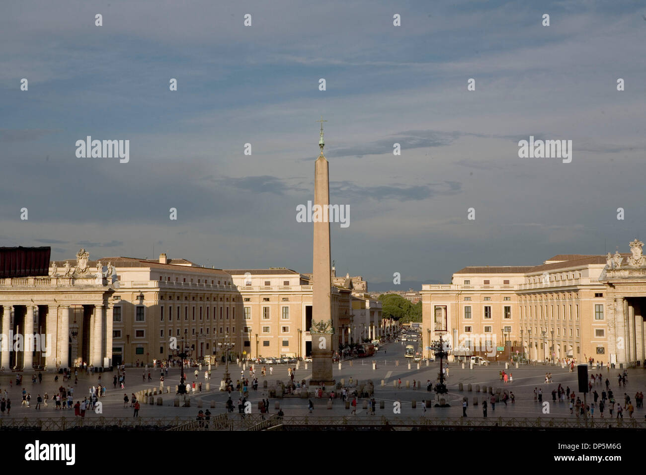 The papal enclave within the city of rome hi-res stock photography and ...