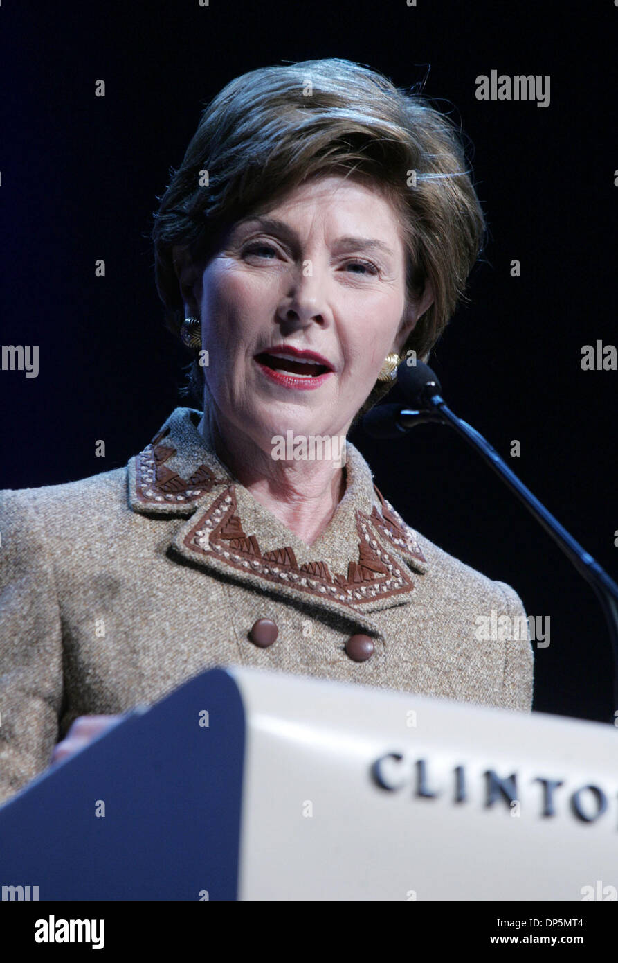 Sep 20, 2006; New York, NY, USA; First Lady LAURA BUSH at the Clinton ...