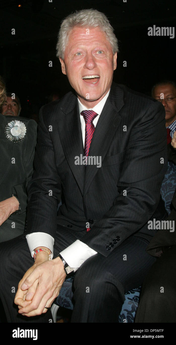 Sep 20, 2006; New York, NY, USA; 42nd President of the United States ...