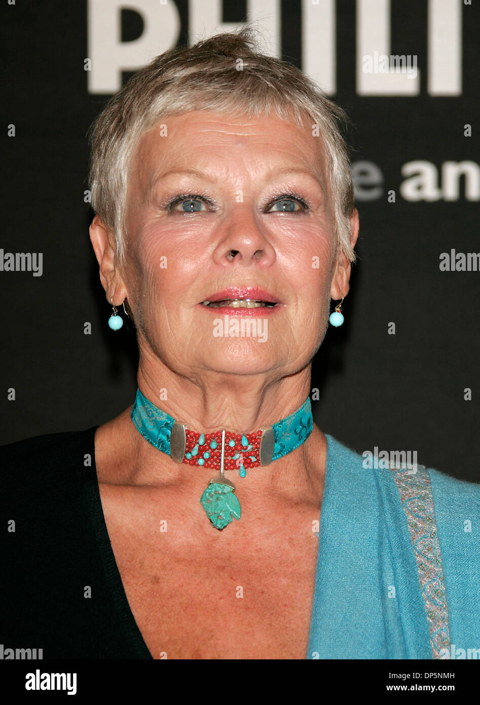 Sep 20, 2006; Beverly Hills, California, USA; Actress DAME JUDI DENCH ...