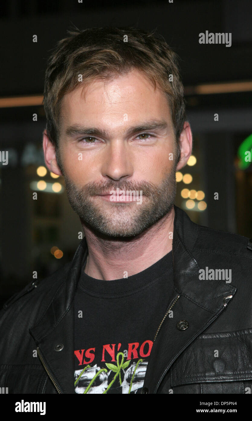 Sep 21, 2006; Hollywood, CA, USA; Actor SEAN WILLIAM SCOTT arrives at ...