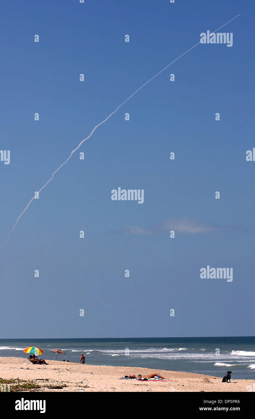 Navstar satellite orbit hi-res stock photography and images - Alamy