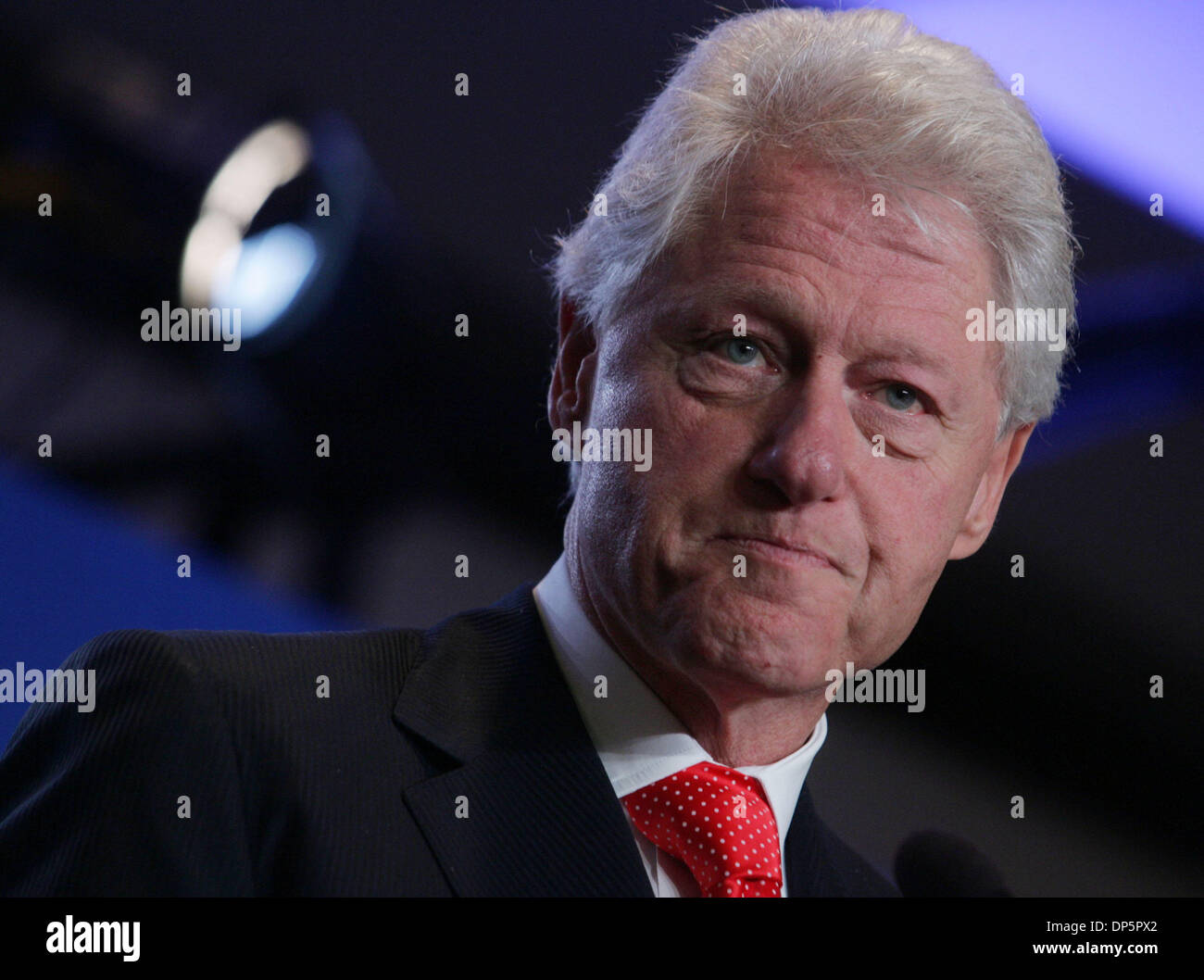 Sep 21, 2006; New York, NY, USA; 42nd President of the United States ...