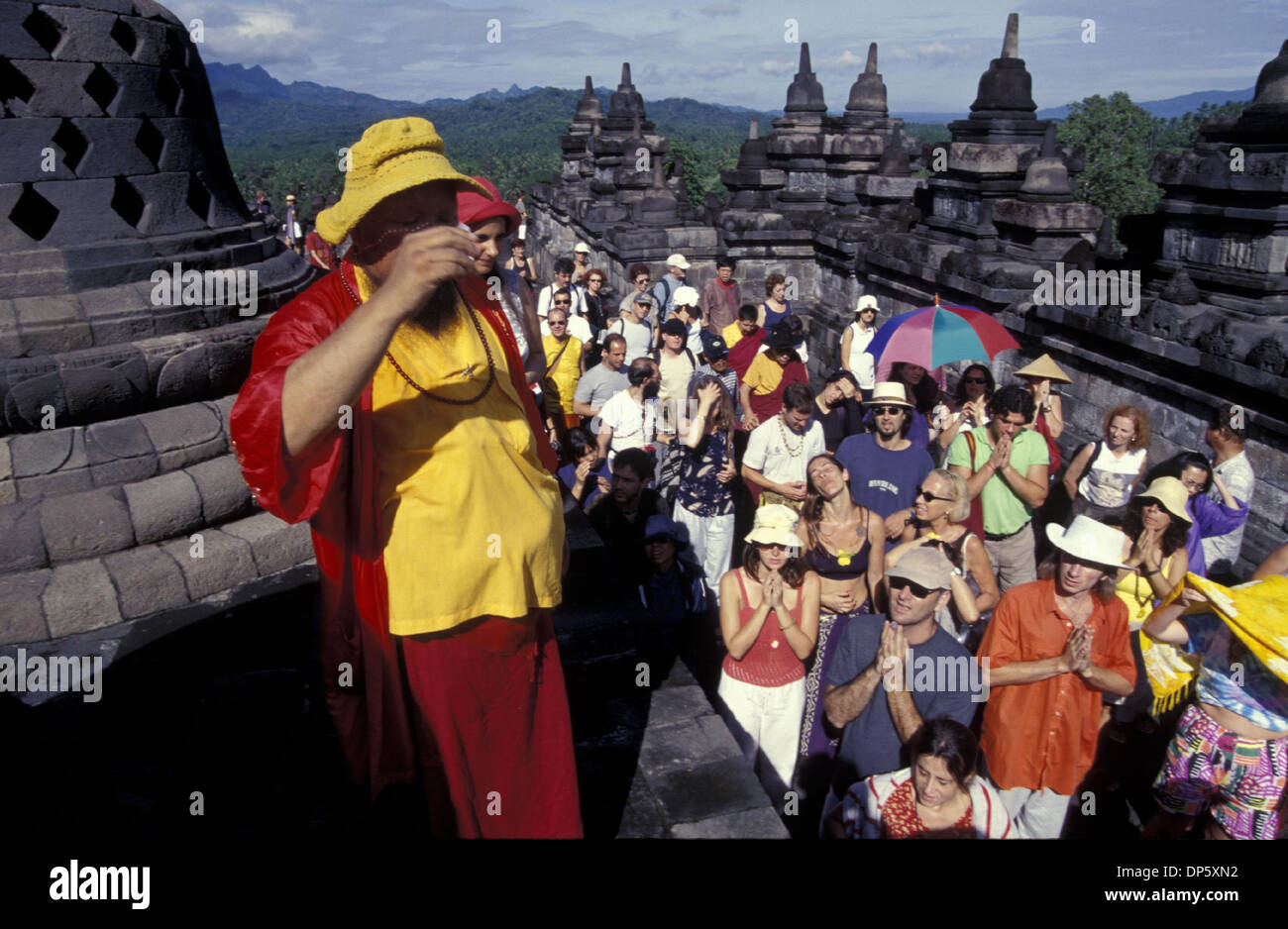 28 temple pilgrimage hi-res stock photography and images - Alamy