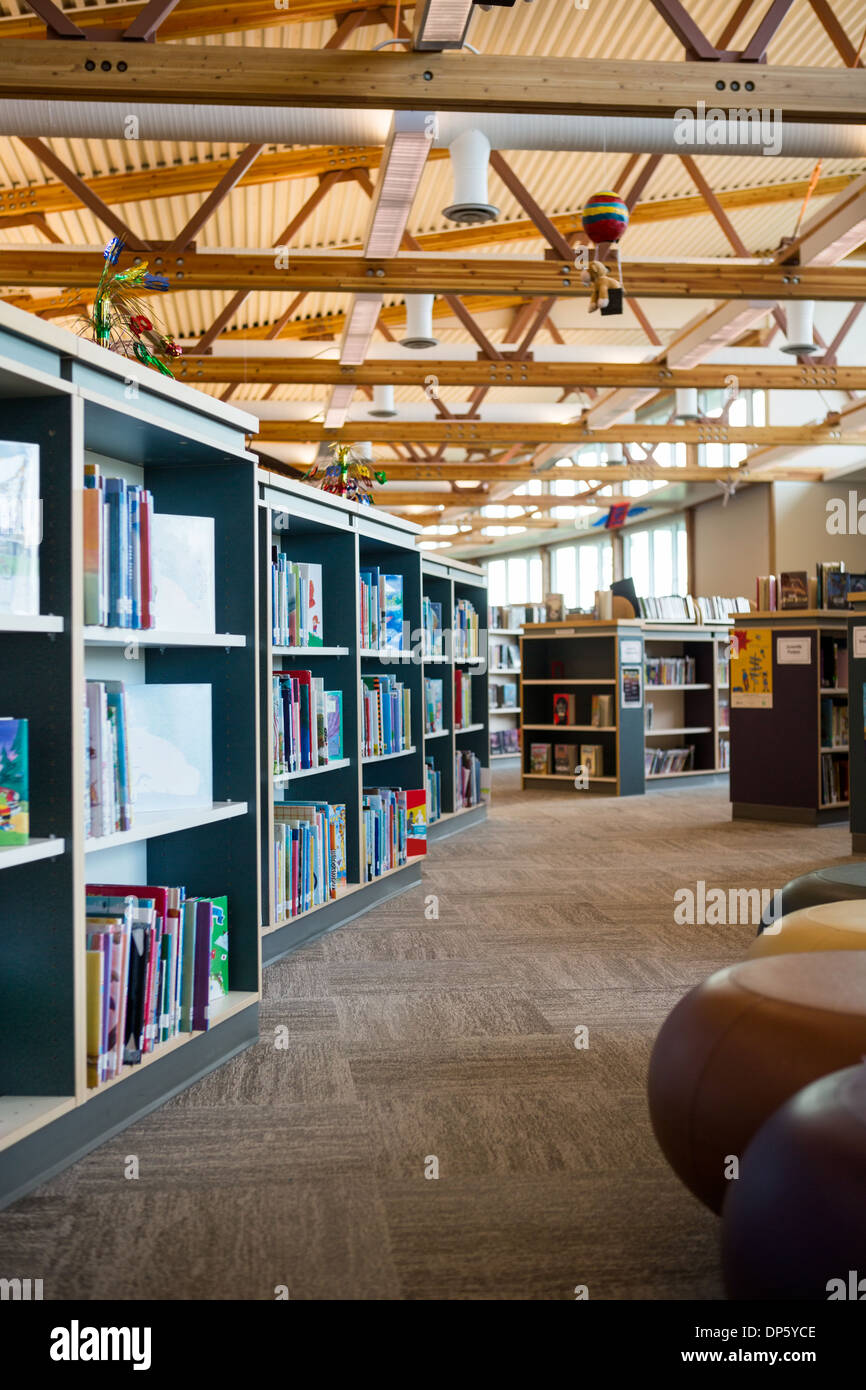Book Shelves In Library Stock Photo - Alamy