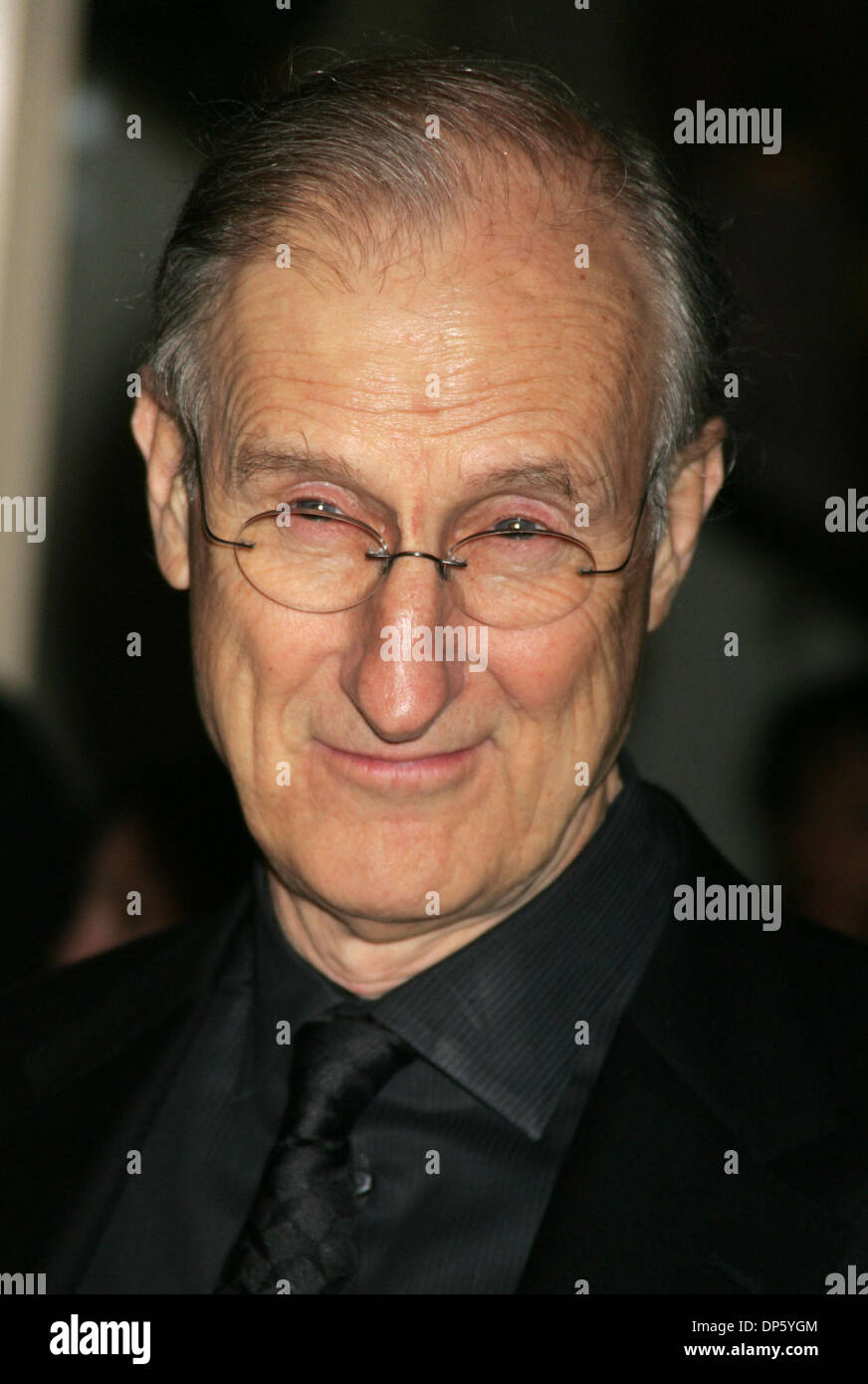 James cromwell the queen hi-res stock photography and images - Alamy