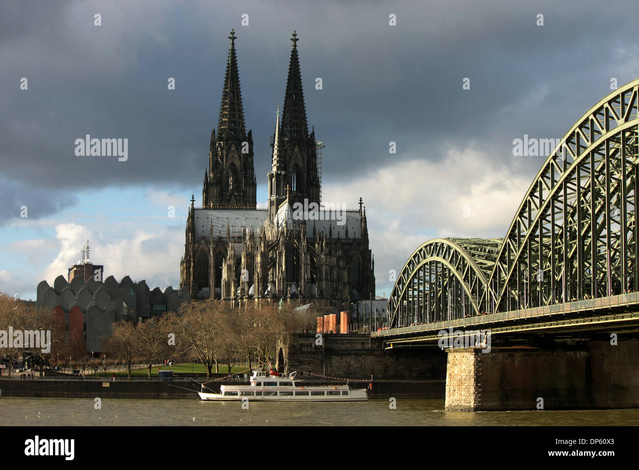 Cathedral in Cologne with the Bridge and the Roman-German Museum Stock ...