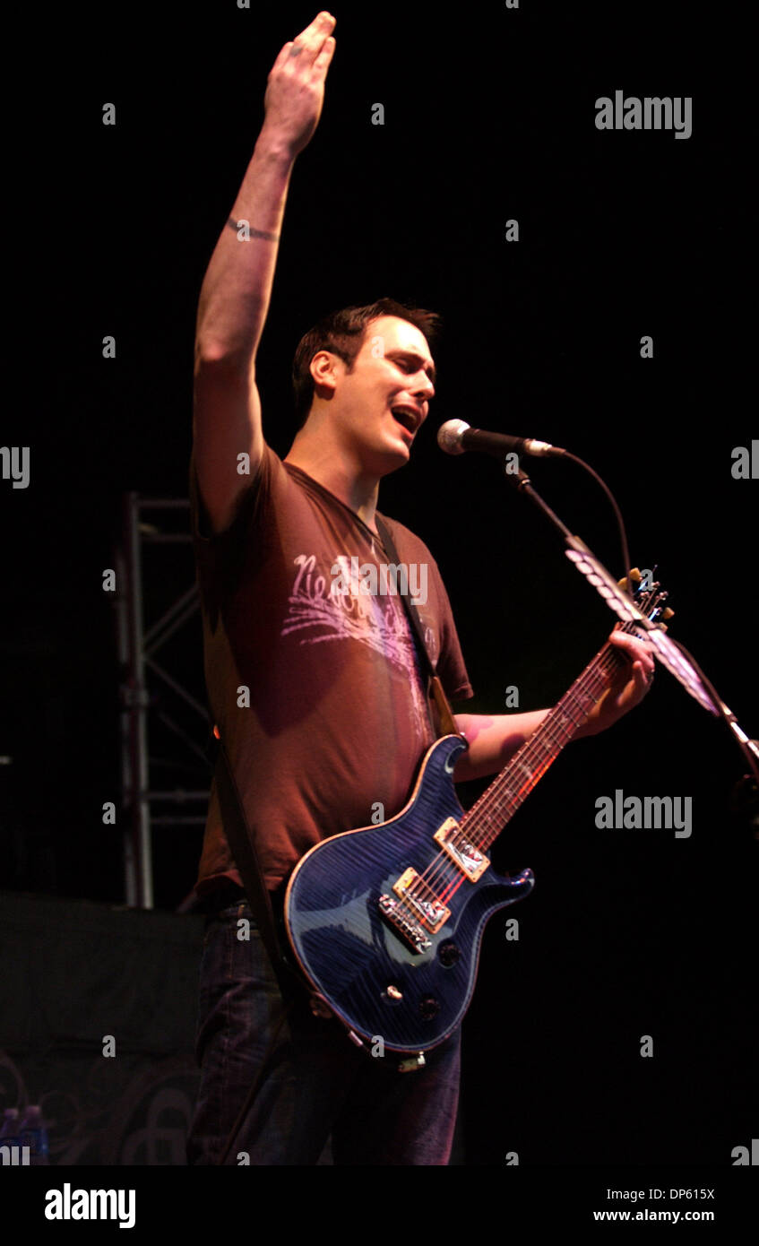 Oct 03, 2006; Raleigh, NC, USA; BREAKING BENJAMIN performs live as ...