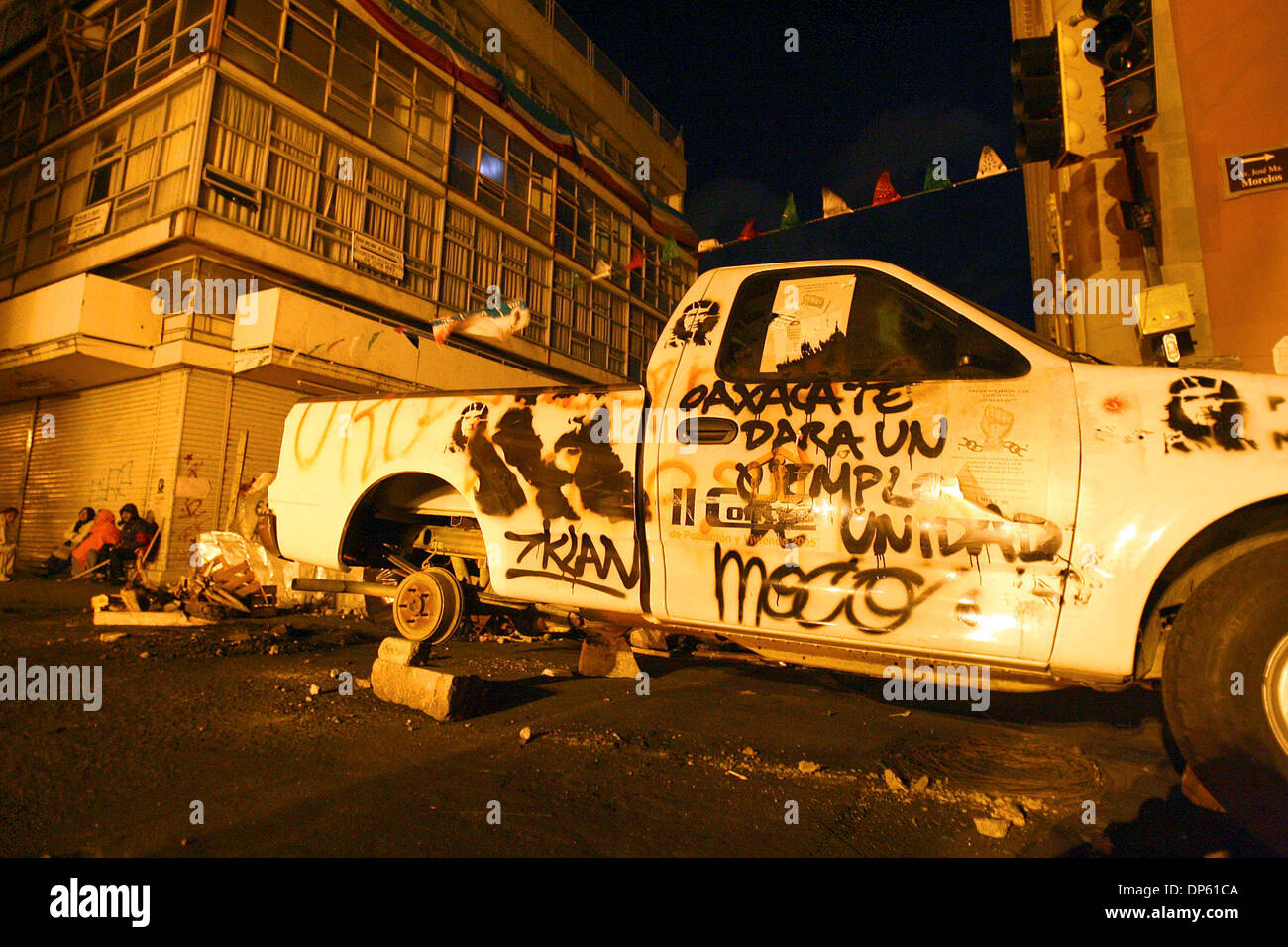 Oct 03, 2006; Oaxaca City, Oaxaca, MEXICO; Members of the Popular ...