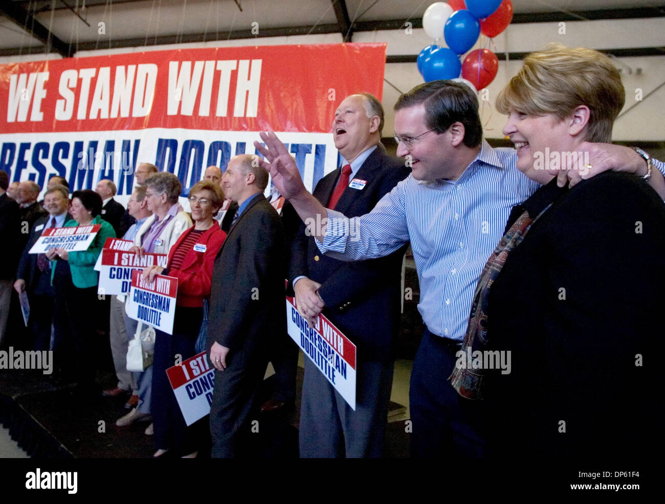 John doolittle right wife julie hi-res stock photography and images - Alamy