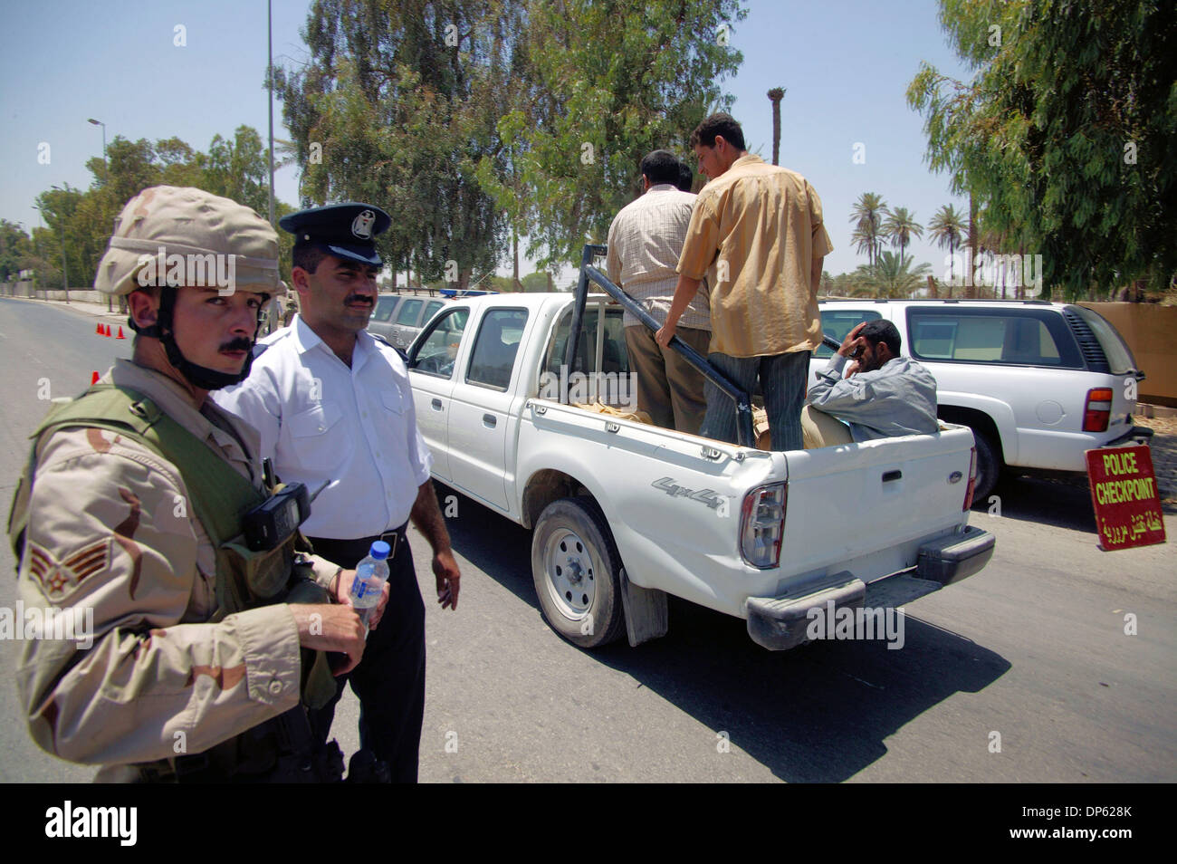 Jun 05 2006 baghdad iraq hi-res stock photography and images - Alamy