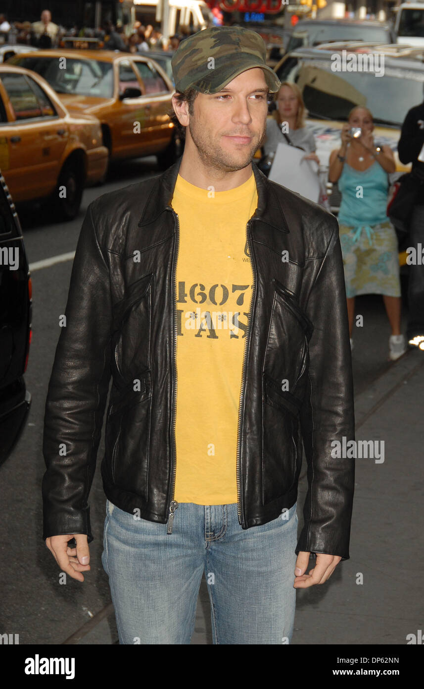 Oct 04, 2006; New York, NY, USA; DANE COOK at MTV studios for his ...