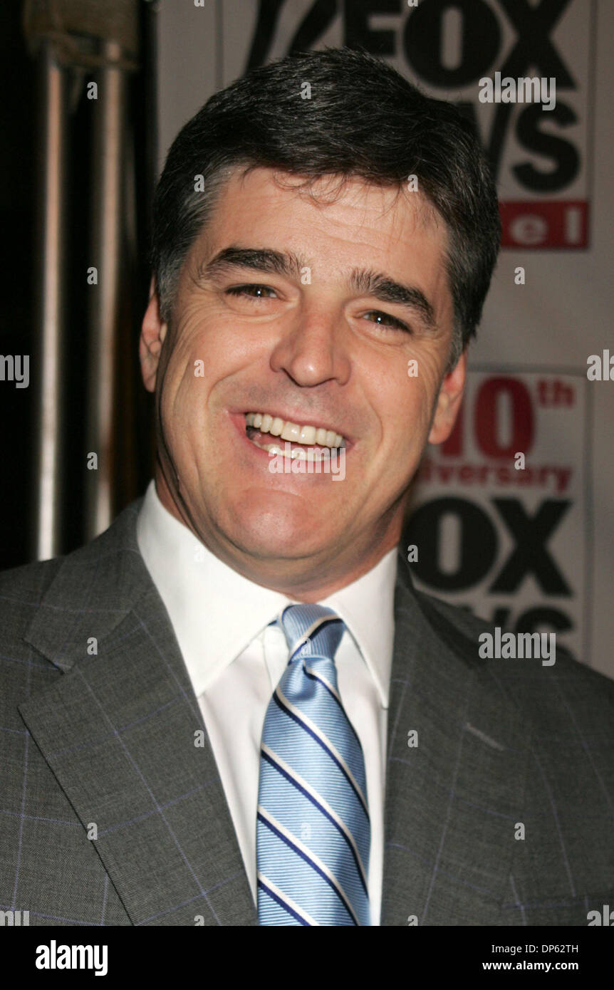 Sean hannity fox news hi-res stock photography and images - Alamy