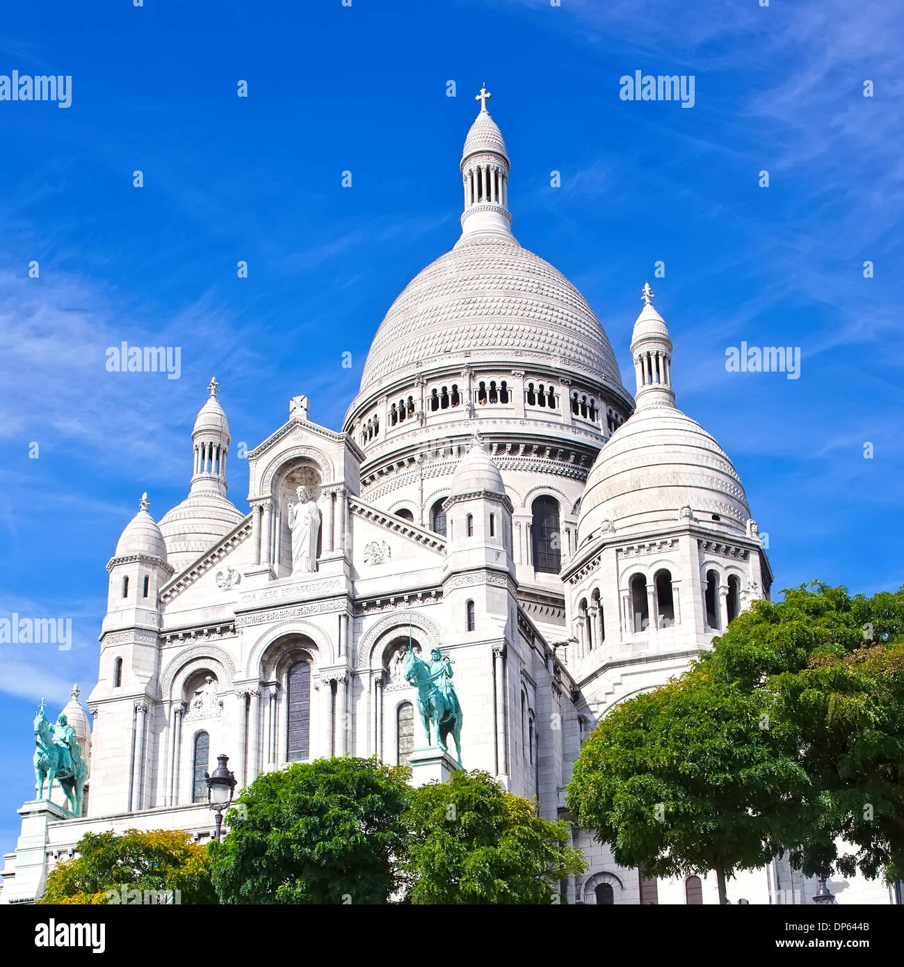 Sacral buildings architecture hi-res stock photography and images - Alamy