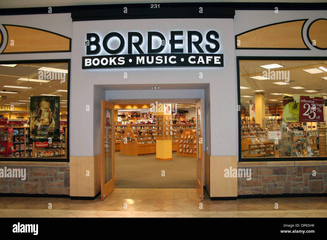 Waldenbooks hi-res stock photography and images - Alamy