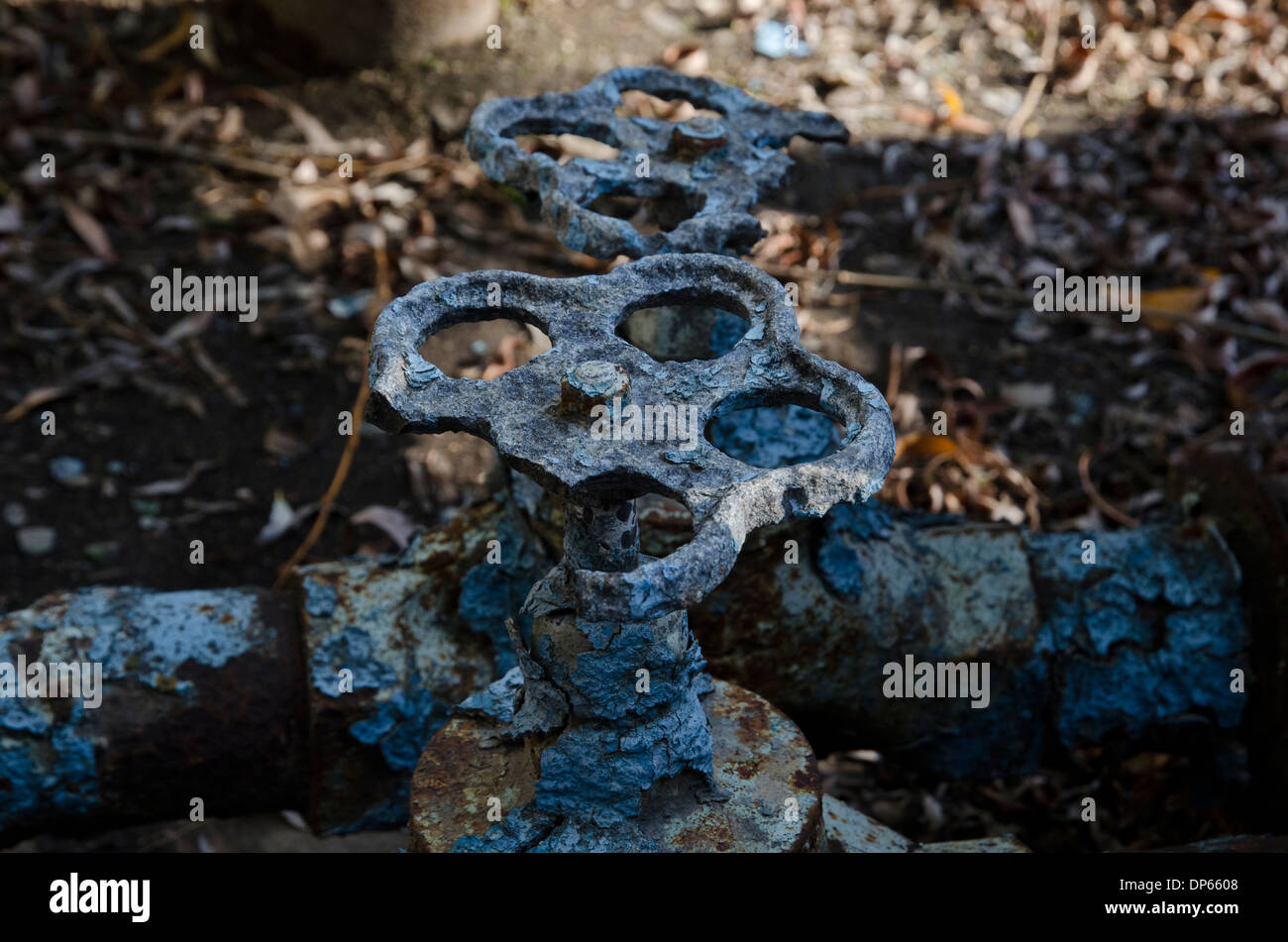 Old broken valve Stock Photo - Alamy