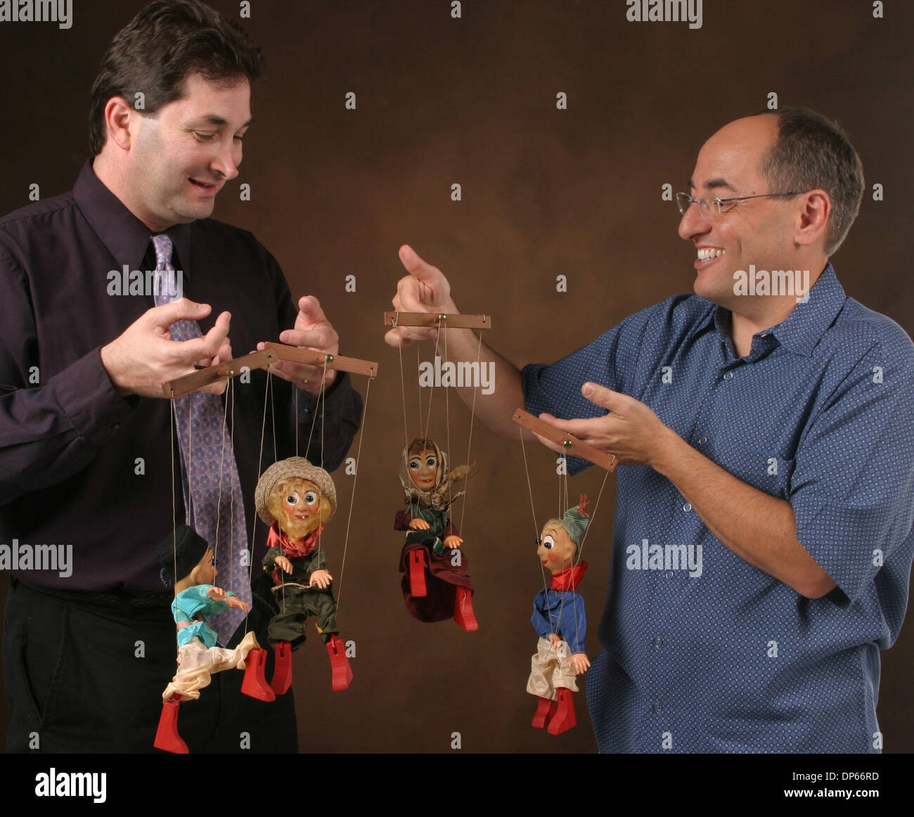 Antiques roadshow press hi-res stock photography and images - Alamy