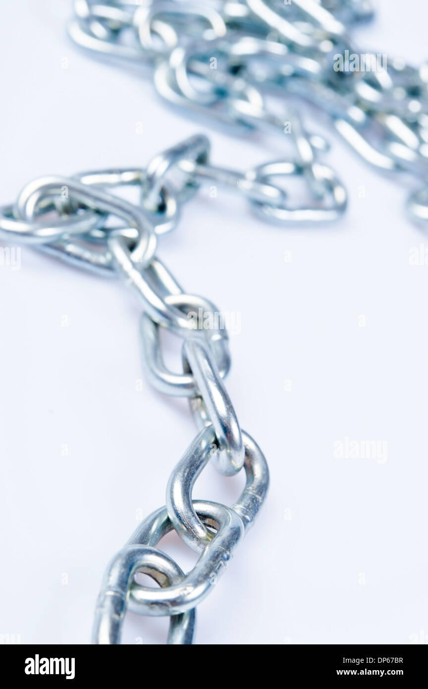 Metal links hi-res stock photography and images - Alamy