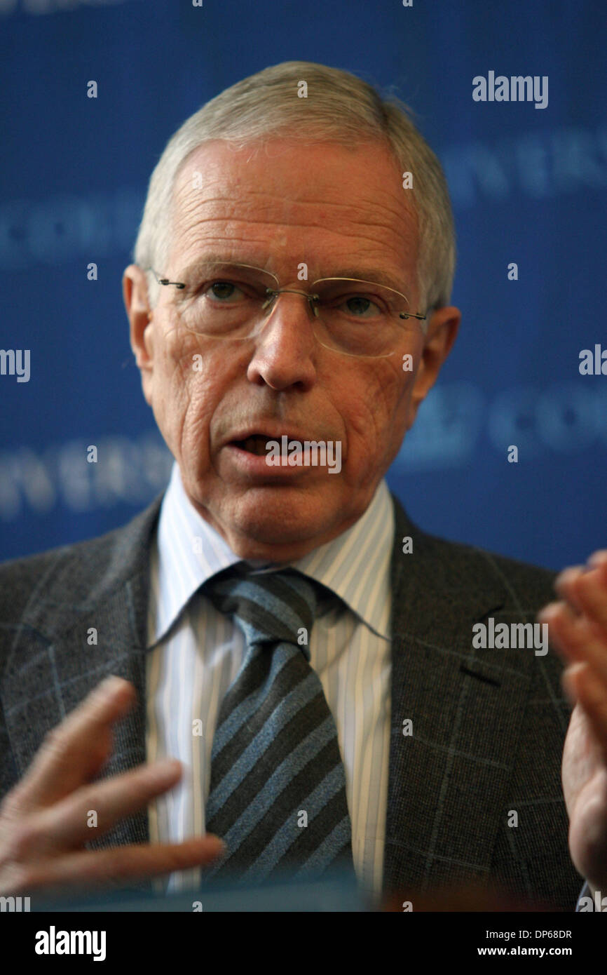 Oct 09, 2006; Manhattan, NY, USA; Professor EDMUND S. PHELPS Nobel ...