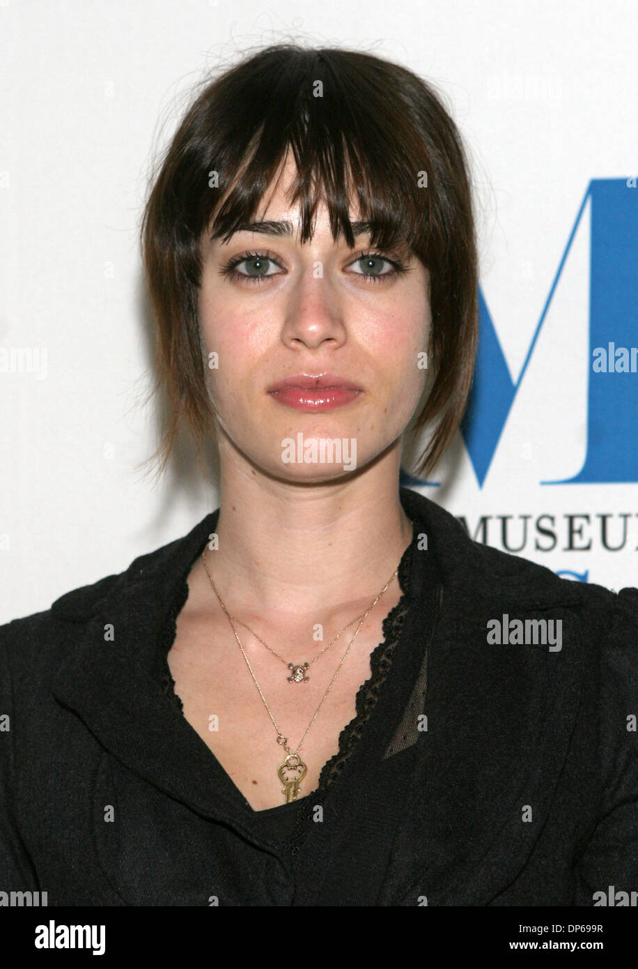 Oct 10, 2006; Beverly Hills, CA, USA; Actress LIZZY CAPLAN arrives at ...