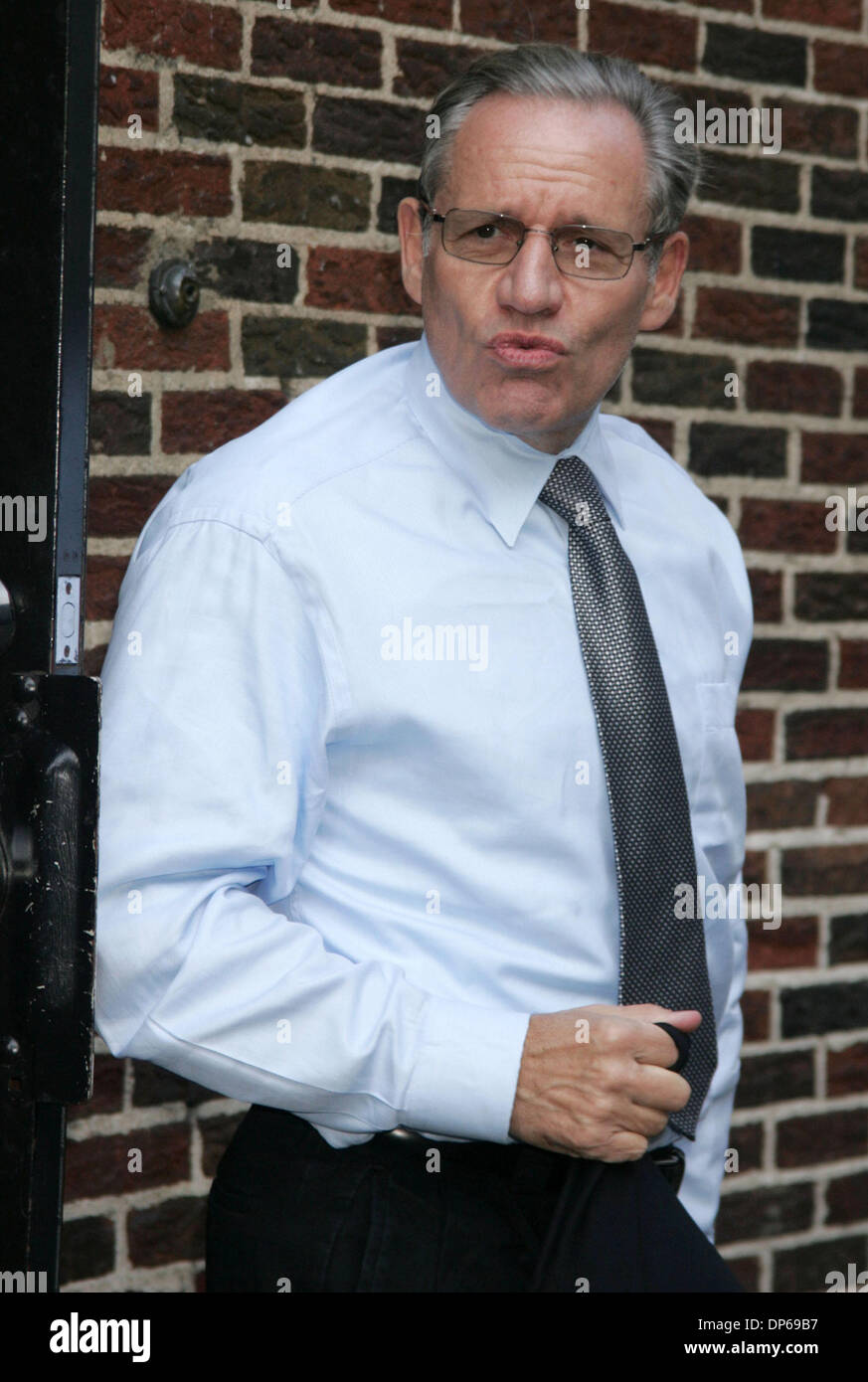 Oct 10, 2006; New York, NY, USA; Reporter BOB WOODWARD poses for photos ...