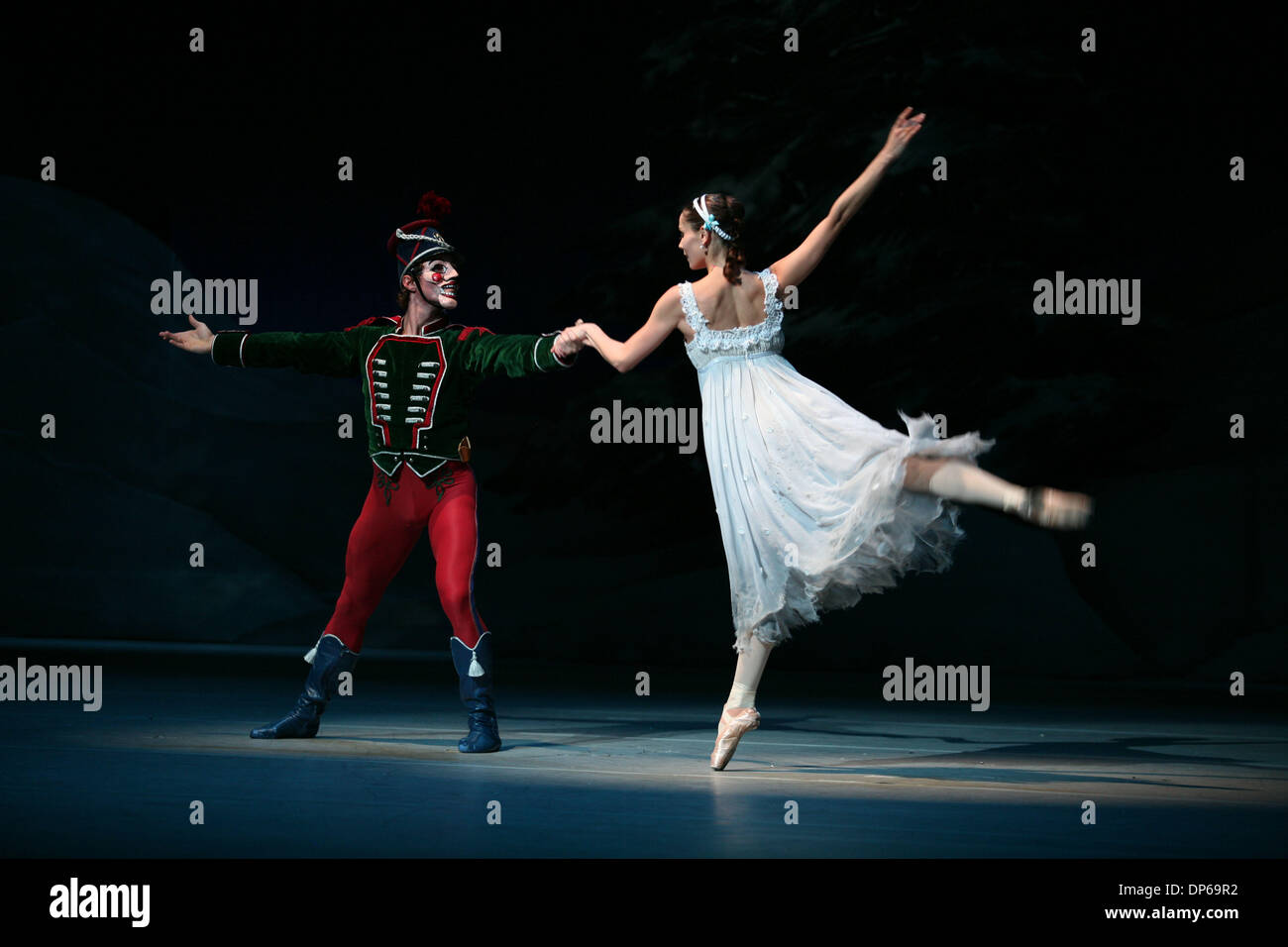 Dancer from dutch national ballet hi-res stock photography and images ...
