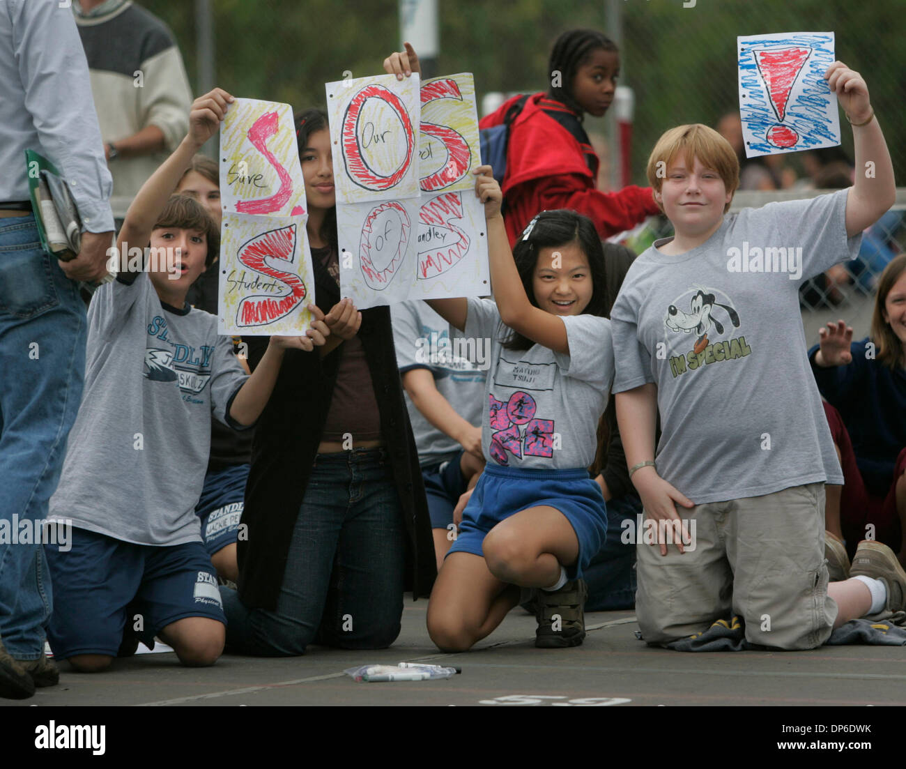 Oct 12, 2006; San Diego, CA, USA; Students at Standley Middle School ...